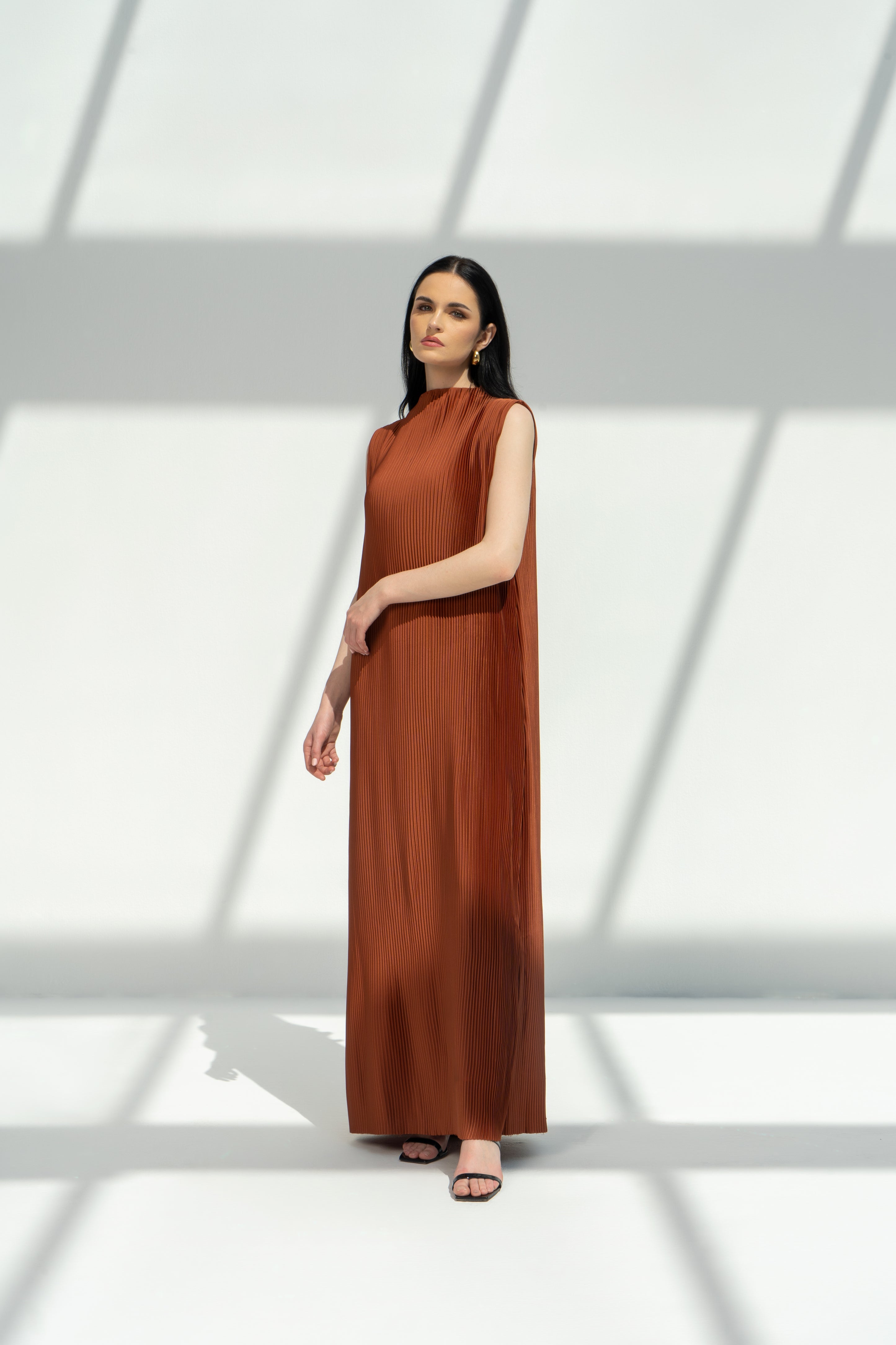 Meelah - Sophisticated and Elegant fashion for the Empowered Woman